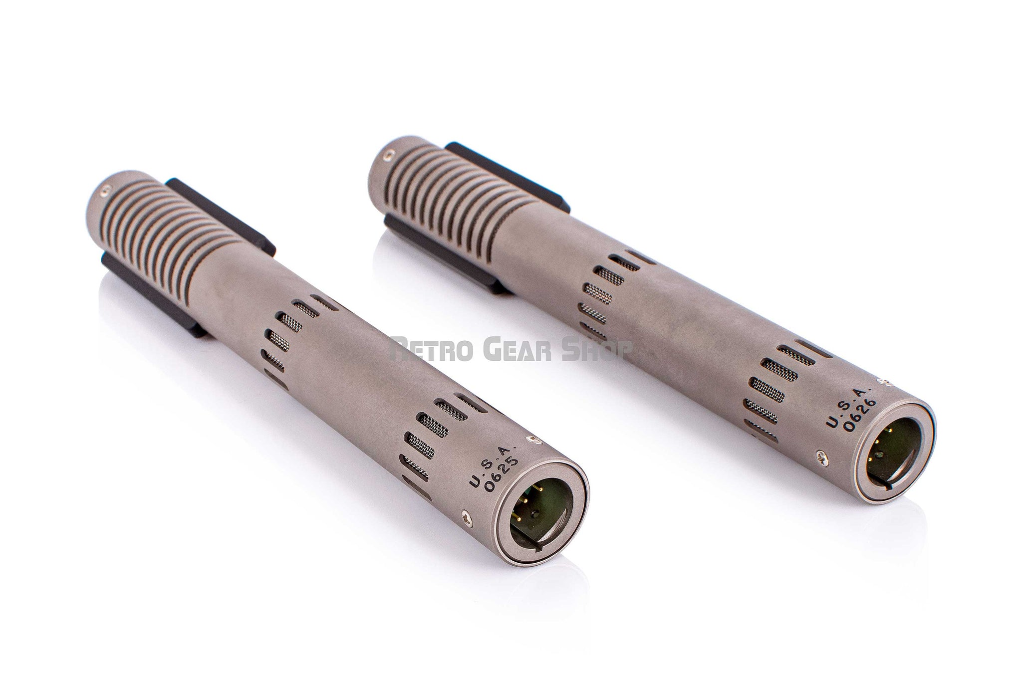 Royer Labs R-122V Tube Ribbon Microphone Sequential Pair PSU Case ...